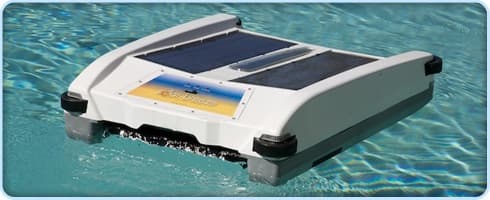 Solar Breeze: ROBOT skimmer que funciona con energía SOLAR